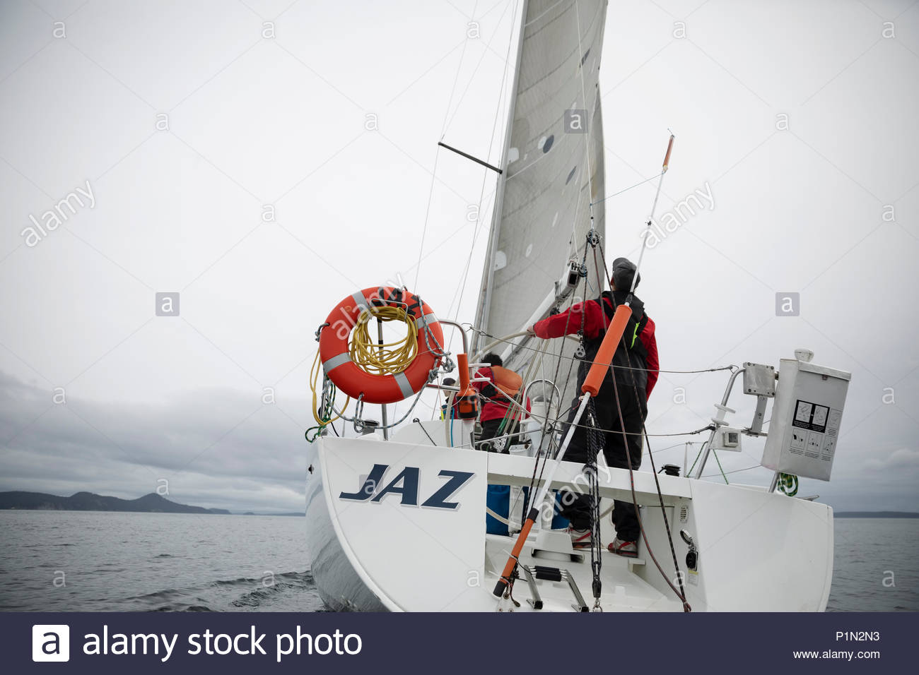 Ocean sail from stern hi-res stock photography and images - Alamy