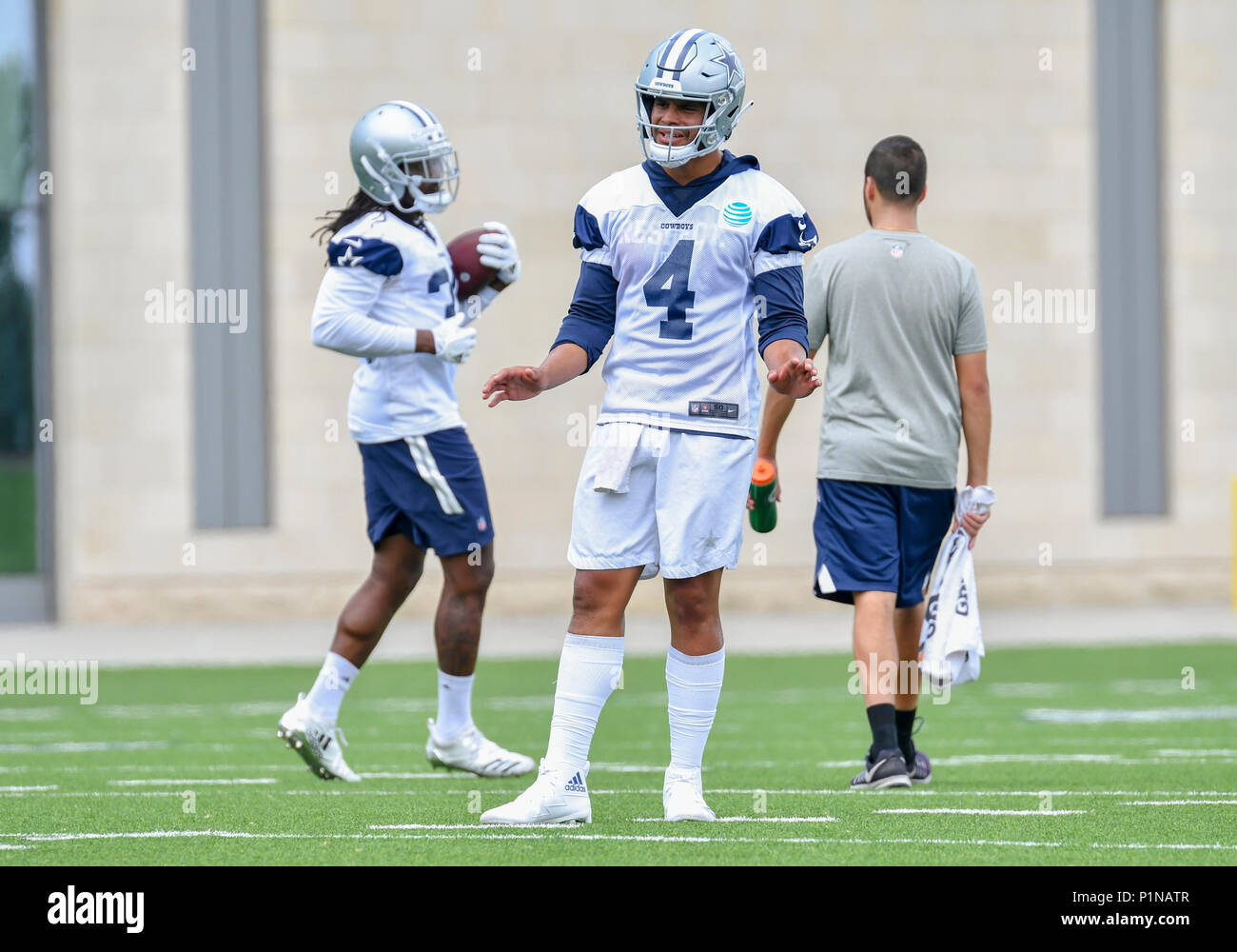 Dak prescott training hi-res stock photography and images - Alamy