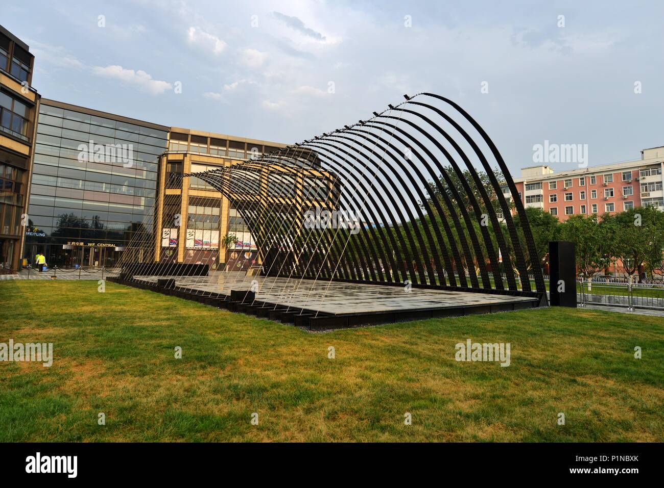 Serpentine pavilion 2000 hi-res stock photography and images - Alamy