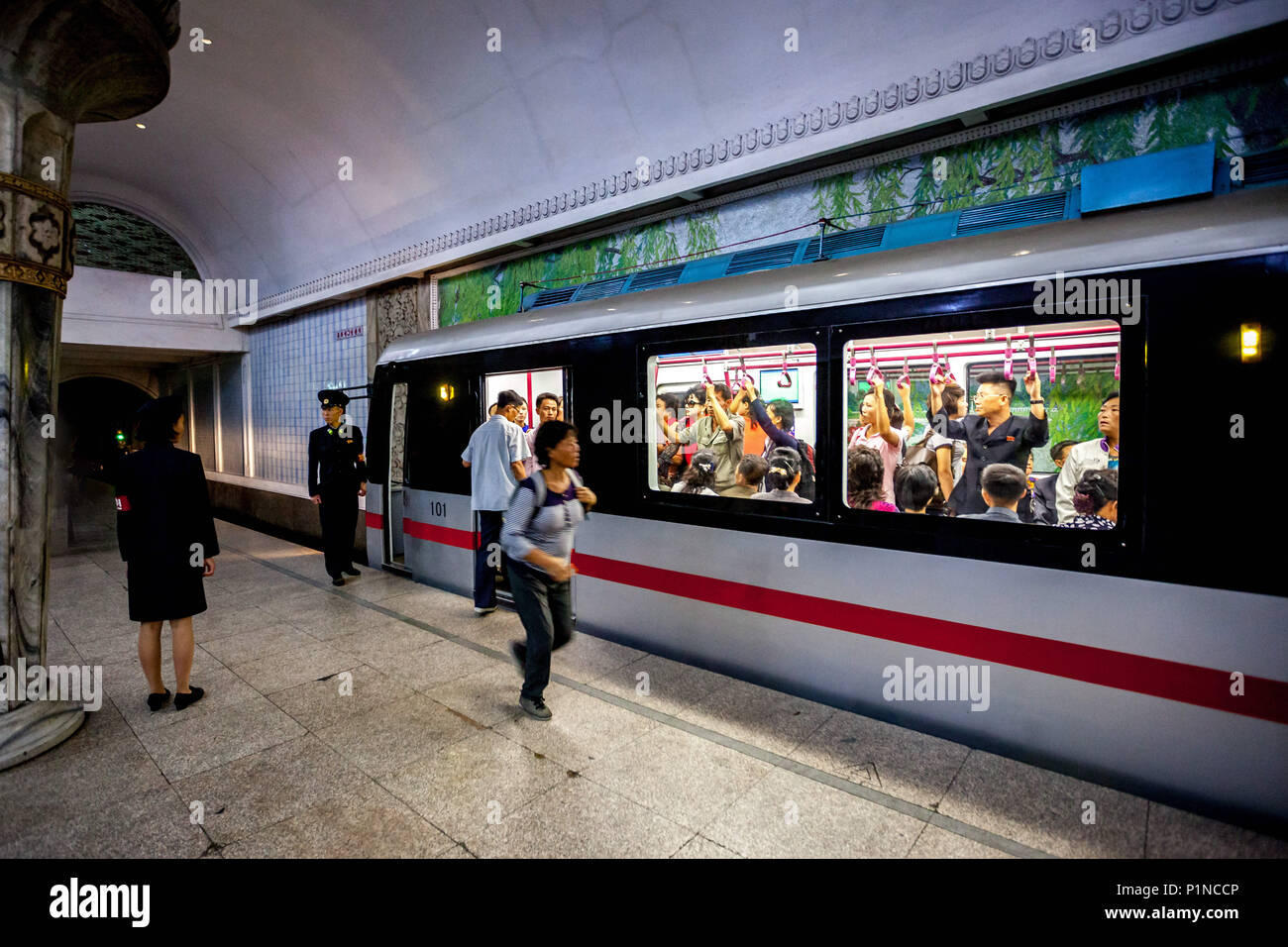 Pyongyang, Pyongyang, China. 13th June, 2018. The Pyongyang Metro is ...