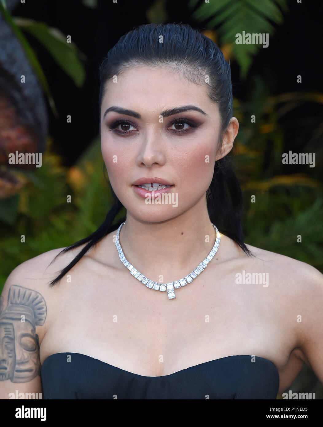 Daniella pineda hi-res stock photography and images - Alamy