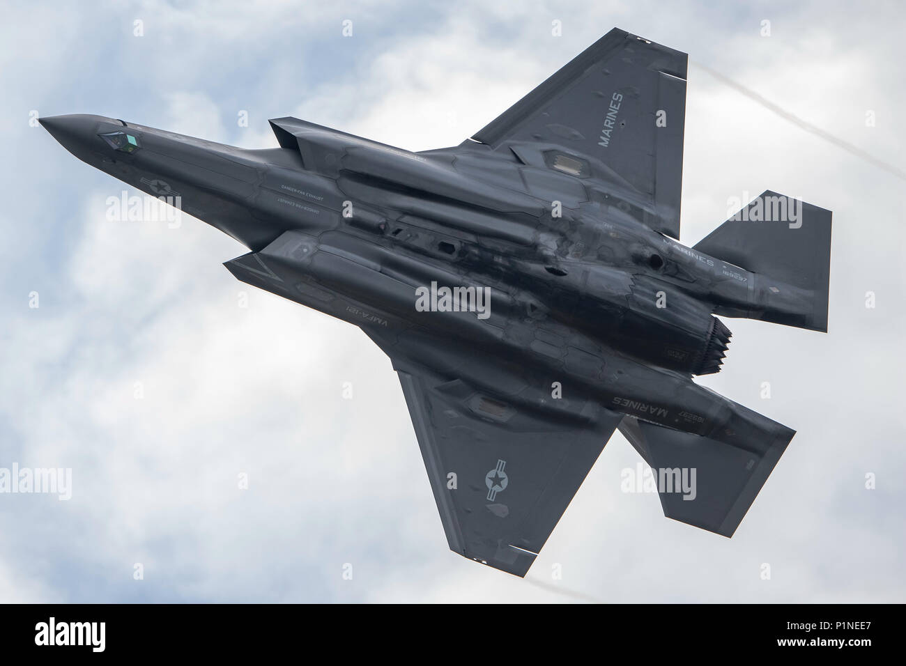 Iwakuni japan base hi-res stock photography and images - Alamy