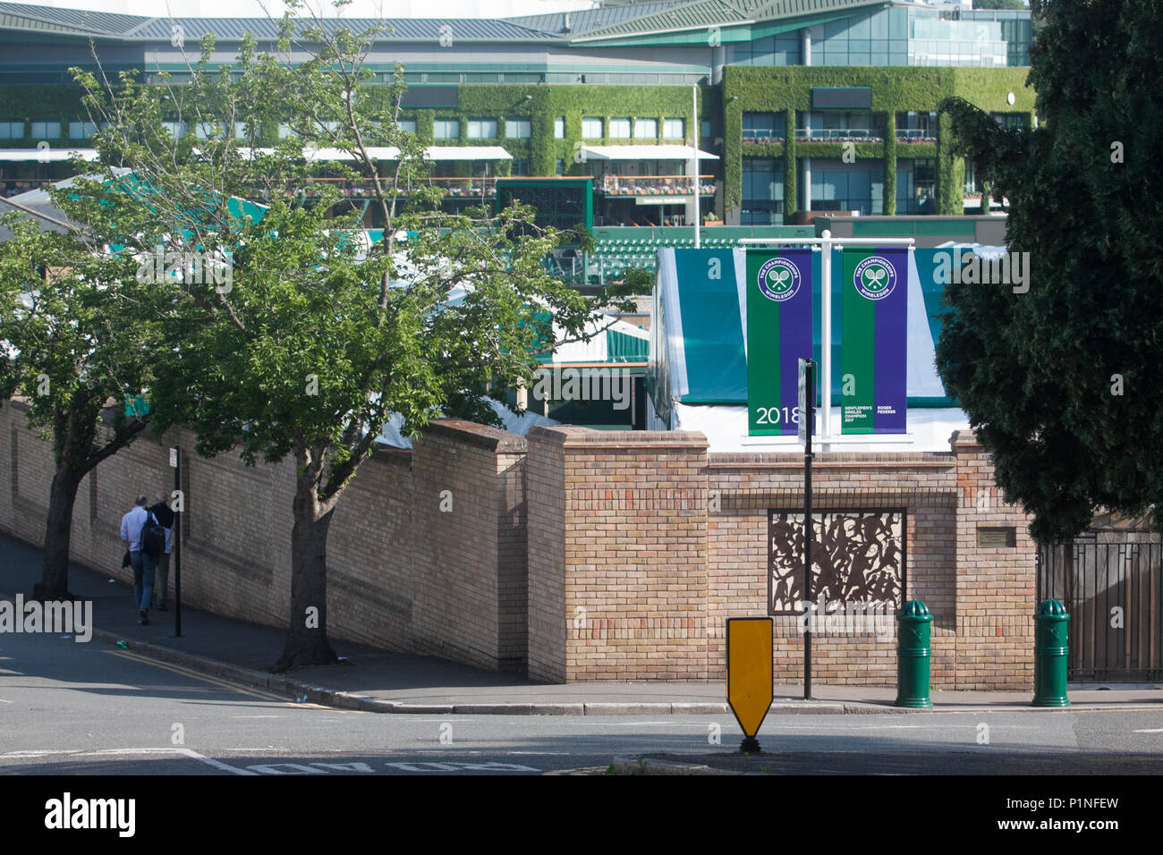 Wimbledon tennis banners hi-res stock photography and images - Alamy