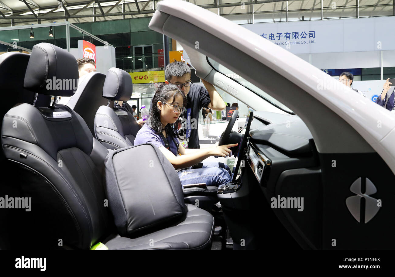 Simulation cockpit hi-res stock photography and images - Alamy