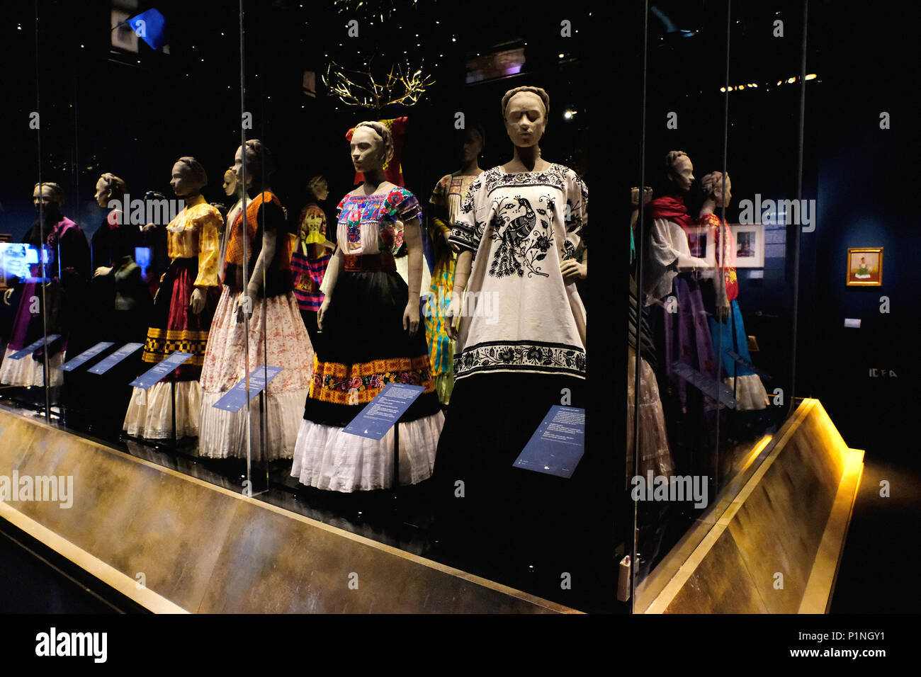 Monobrow hi-res stock photography and images - Alamy