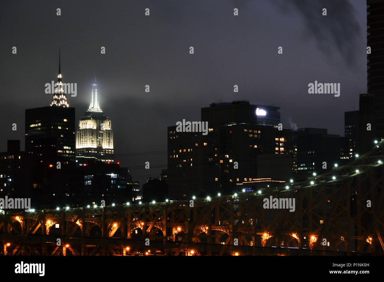 Queensbridge City Night Skyline High Resolution Stock Photography and ...