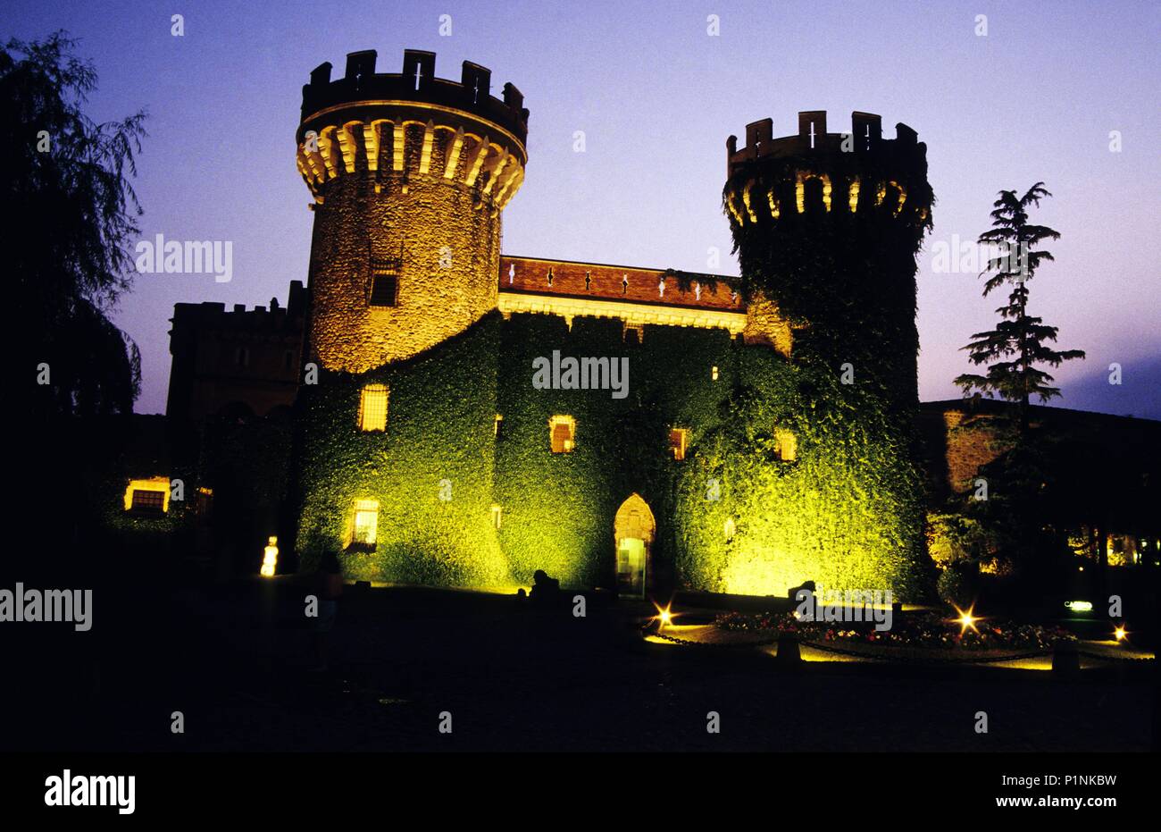 Castle of perelada hi-res stock photography and images - Alamy