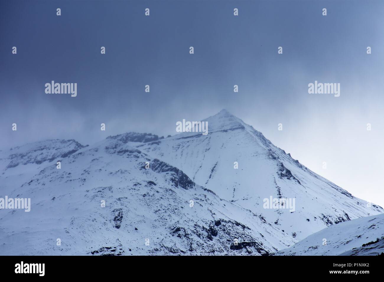 Snowy peaks and snowy valley hi-res stock photography and images - Alamy