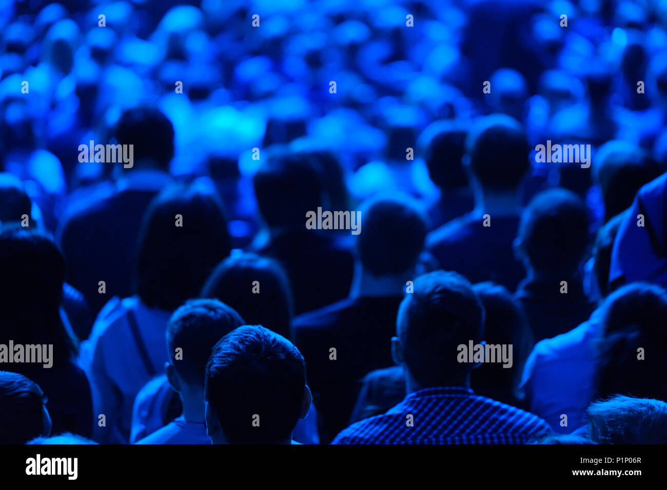 Audience listens lecturer conference hall hi-res stock photography and ...