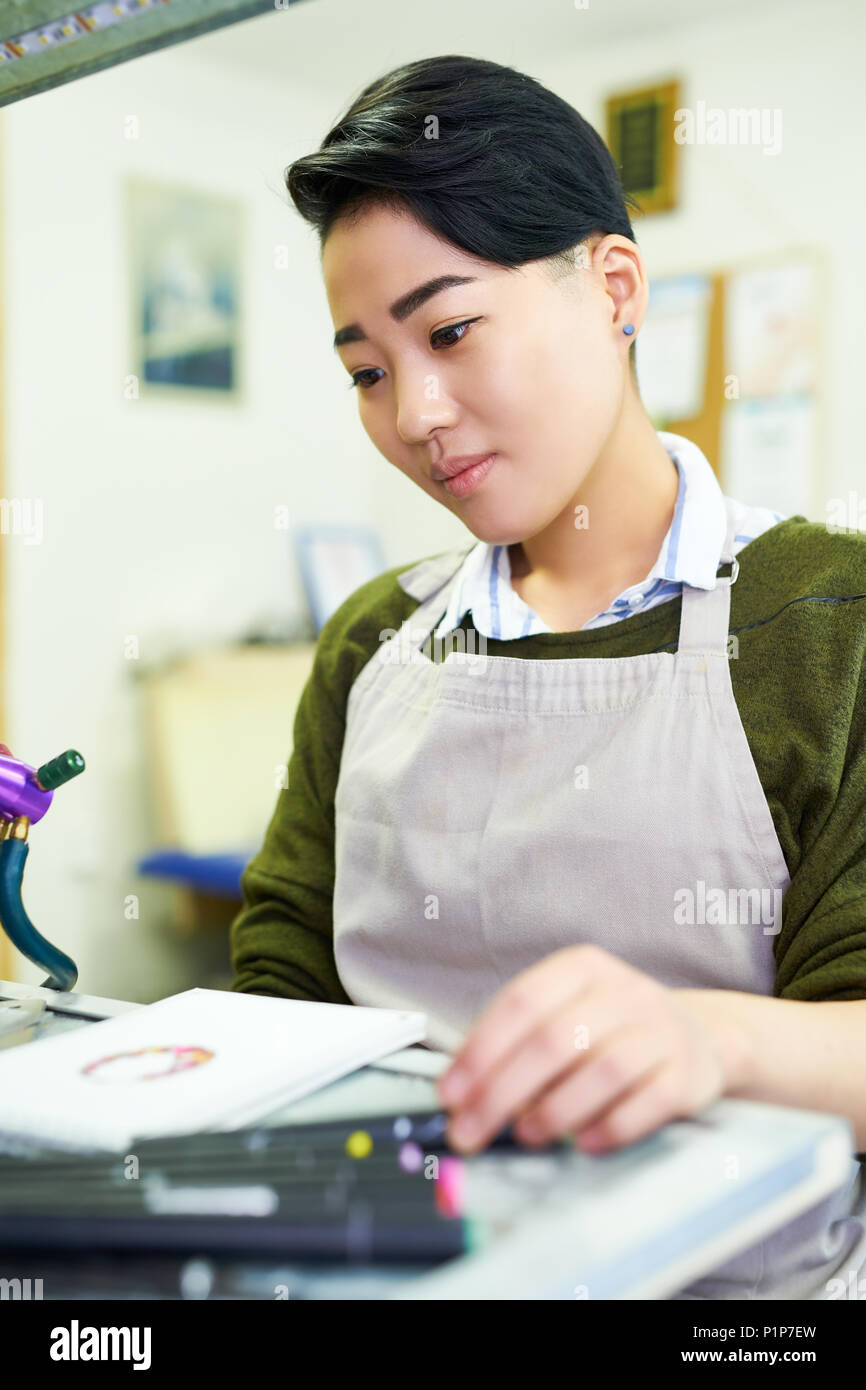 Young asian female sketch work hi-res stock photography and images - Alamy