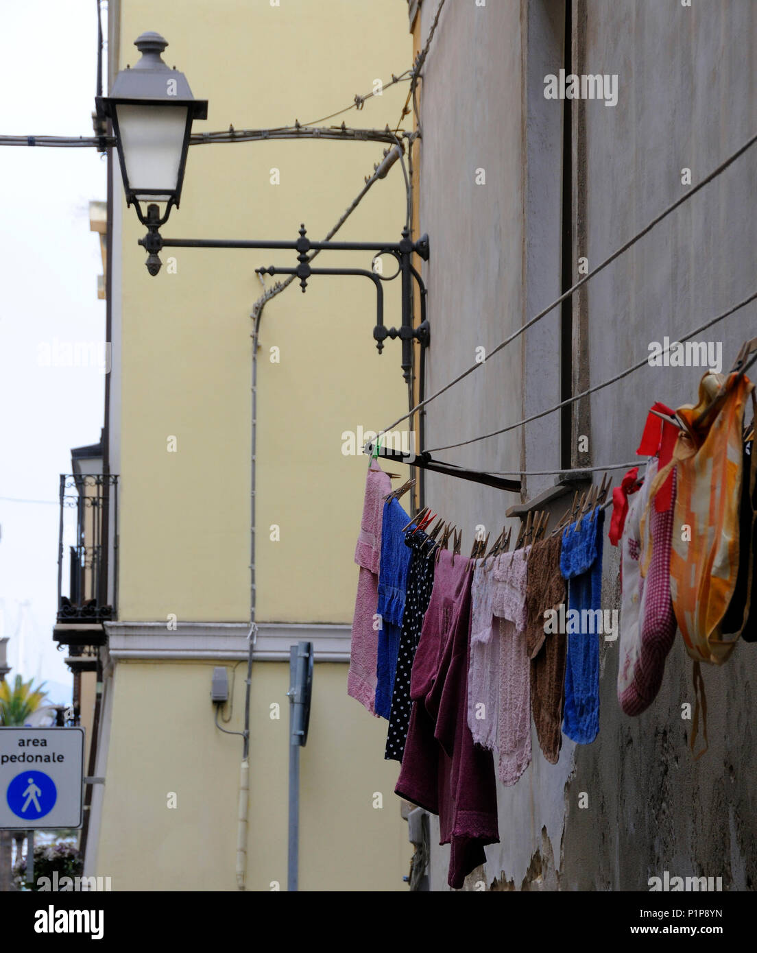 Laundry environment hi-res stock photography and images - Alamy