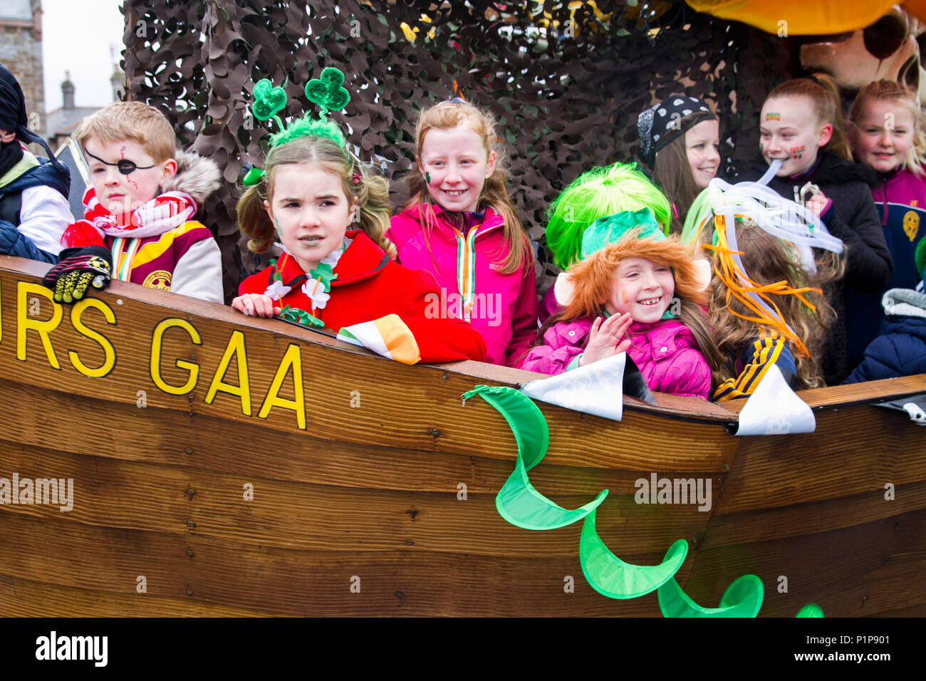 Children in ireland hi-res stock photography and images - Alamy