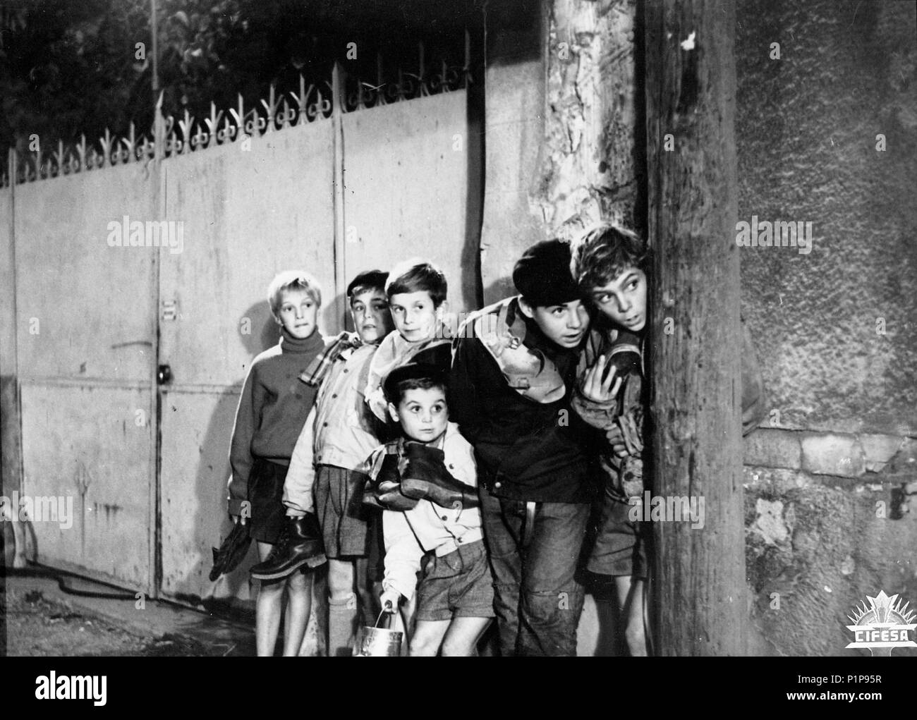 La Guerre Des Boutons High Resolution Stock Photography and Images - Alamy