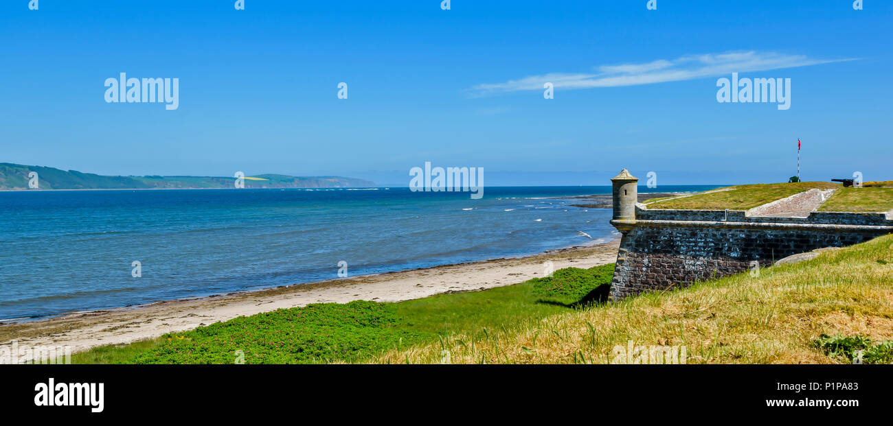 FORT GEORGE ARDERSIER INVERNESS SCOTLAND FORTIFICATIONS WITH CANNON AND ...