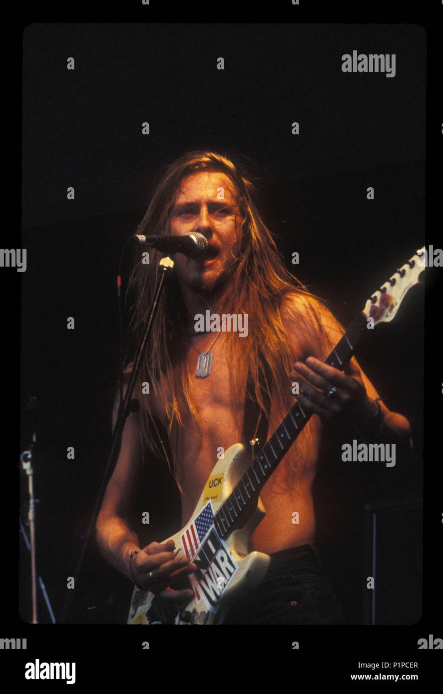 Alice in chains 1991 hi-res stock photography and images - Alamy