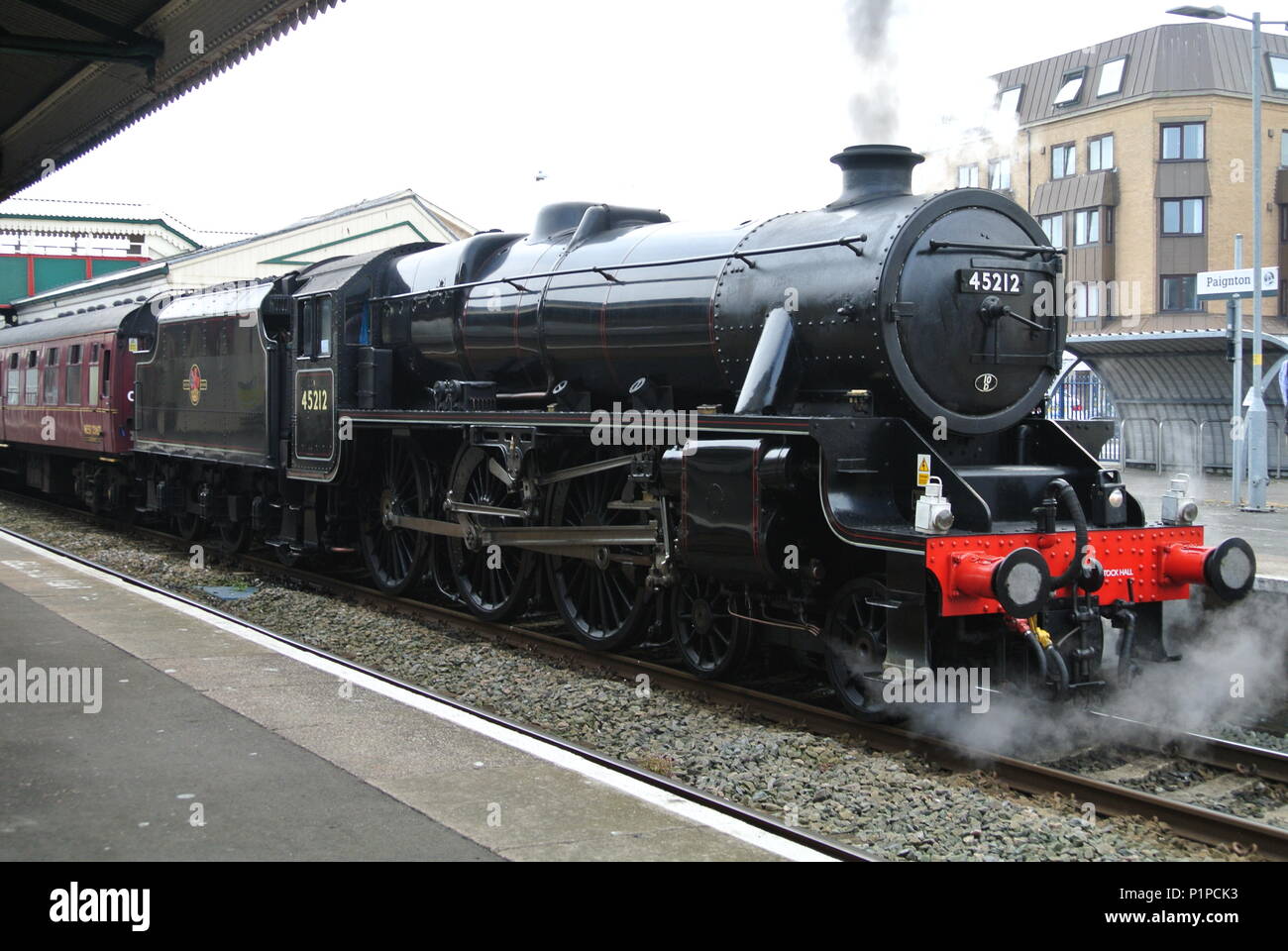 45212 LMS Stanier Class 5 4-6-0 departing Paignton Railway Station ...