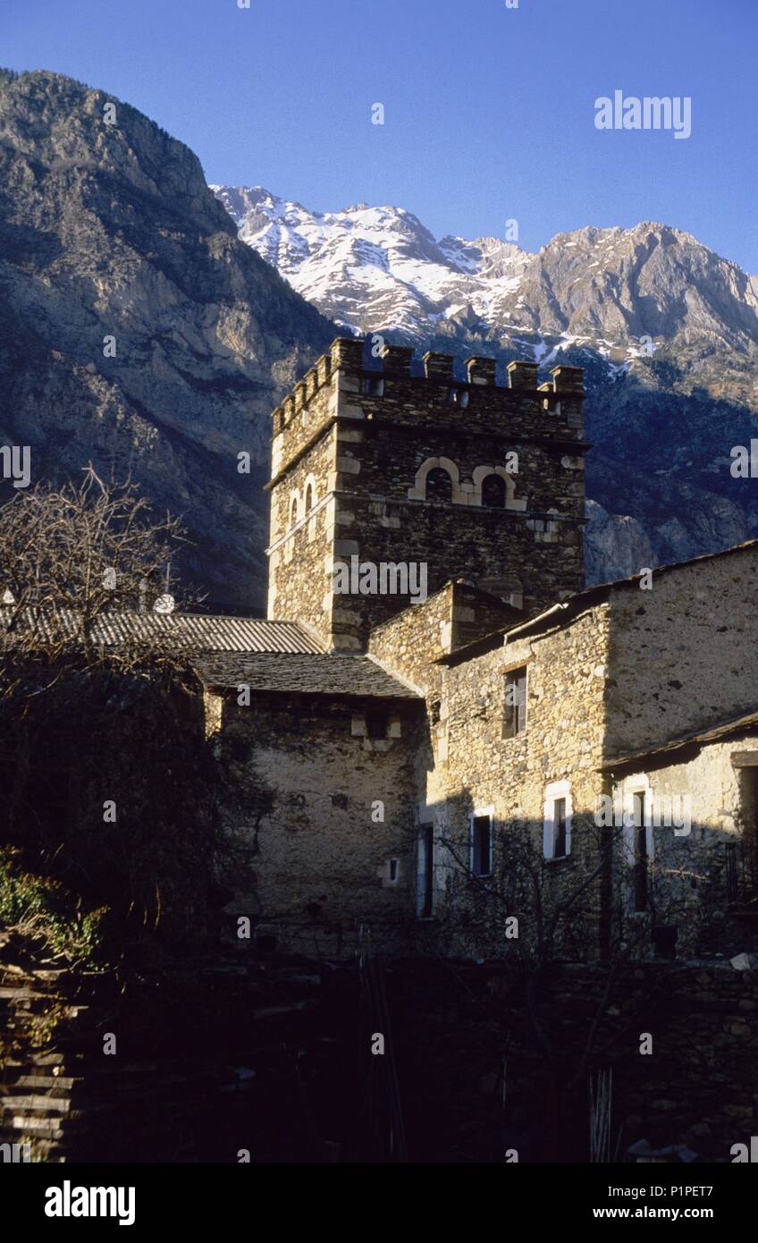 Village benasque huesca aragón spain hi-res stock photography and ...