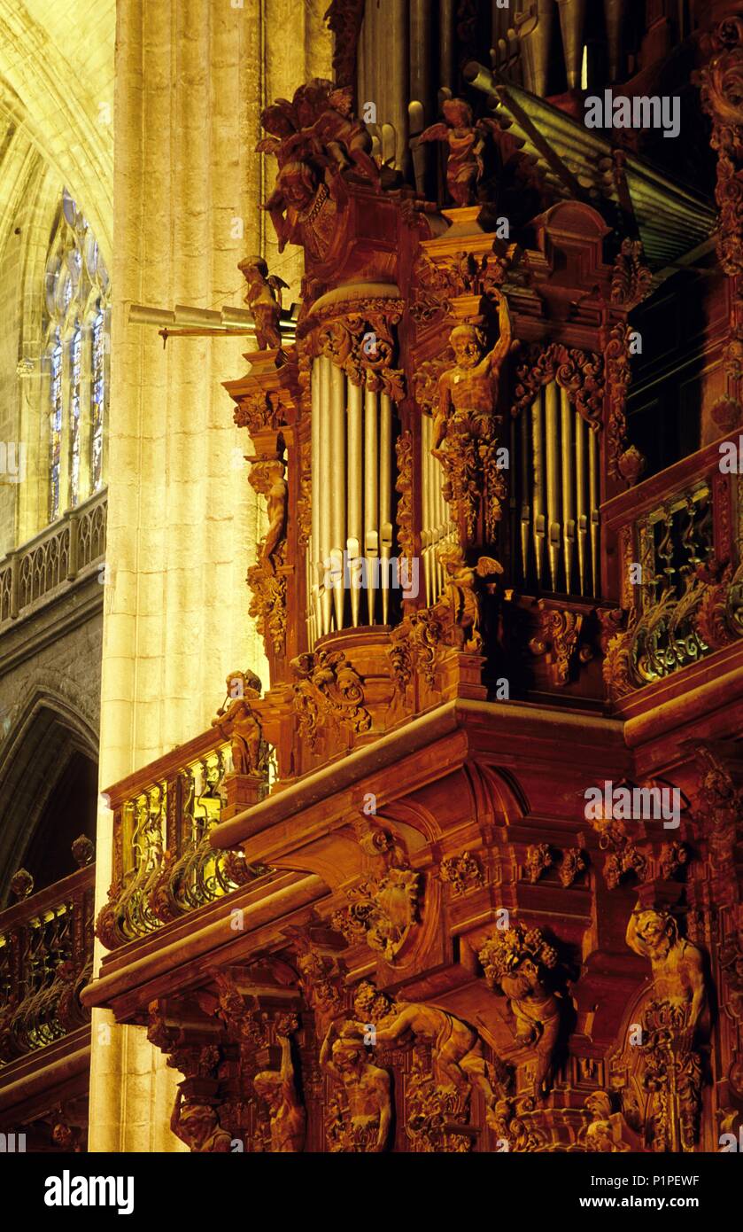 Cathedral; baroque organ Stock Photo - Alamy