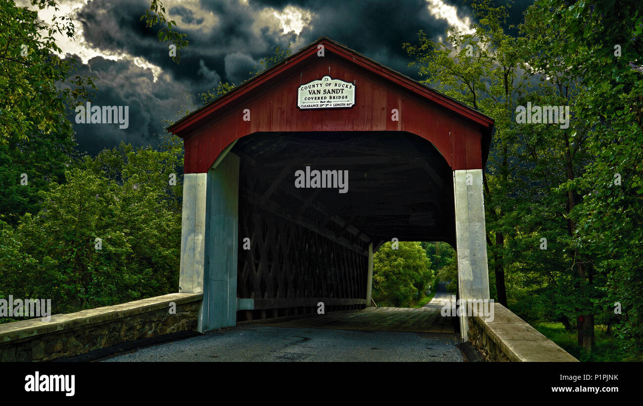 Covered bridges pennsylvania hi-res stock photography and images - Alamy