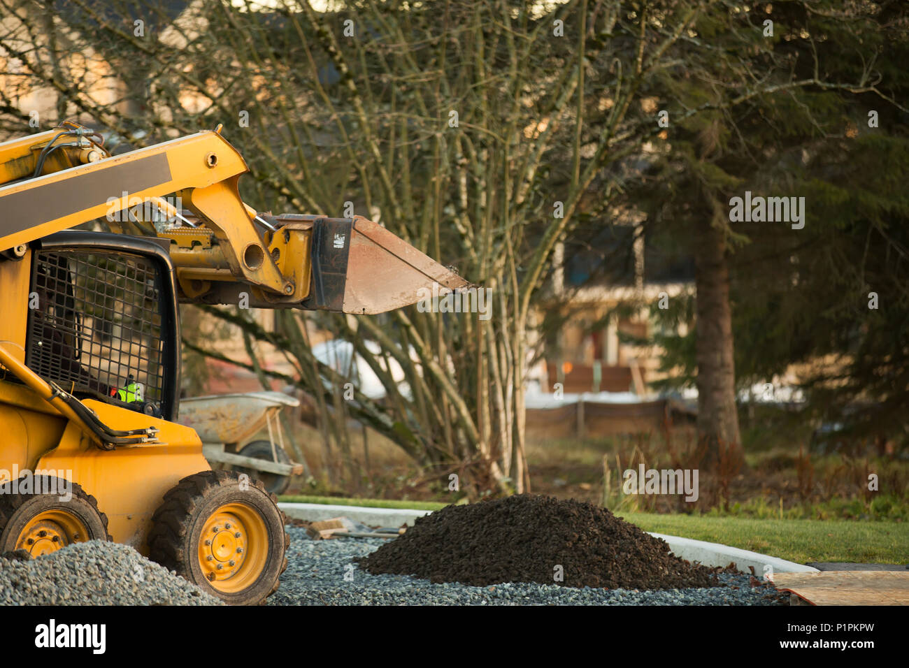 Front end loader tractor hi-res stock photography and images - Alamy