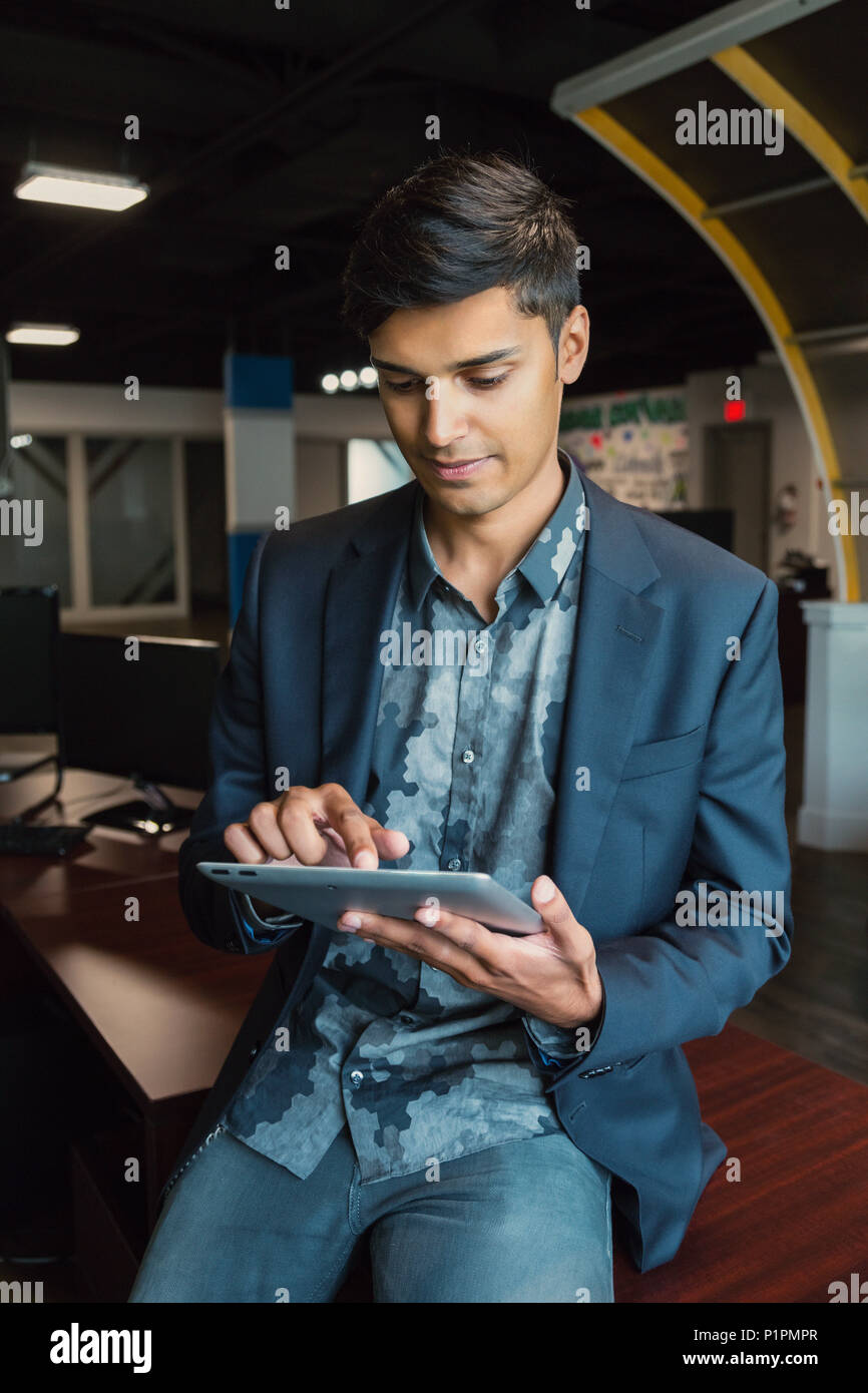 Indian businessman using technology hi-res stock photography and images ...