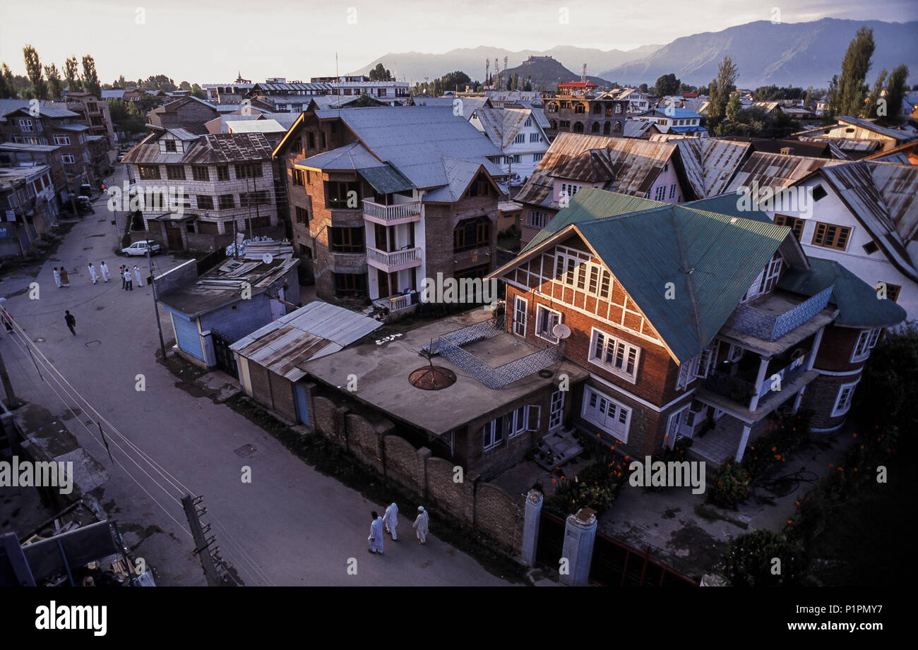 Srinagar, India, View over the Daecher of Srinagar Stock Photo - Alamy