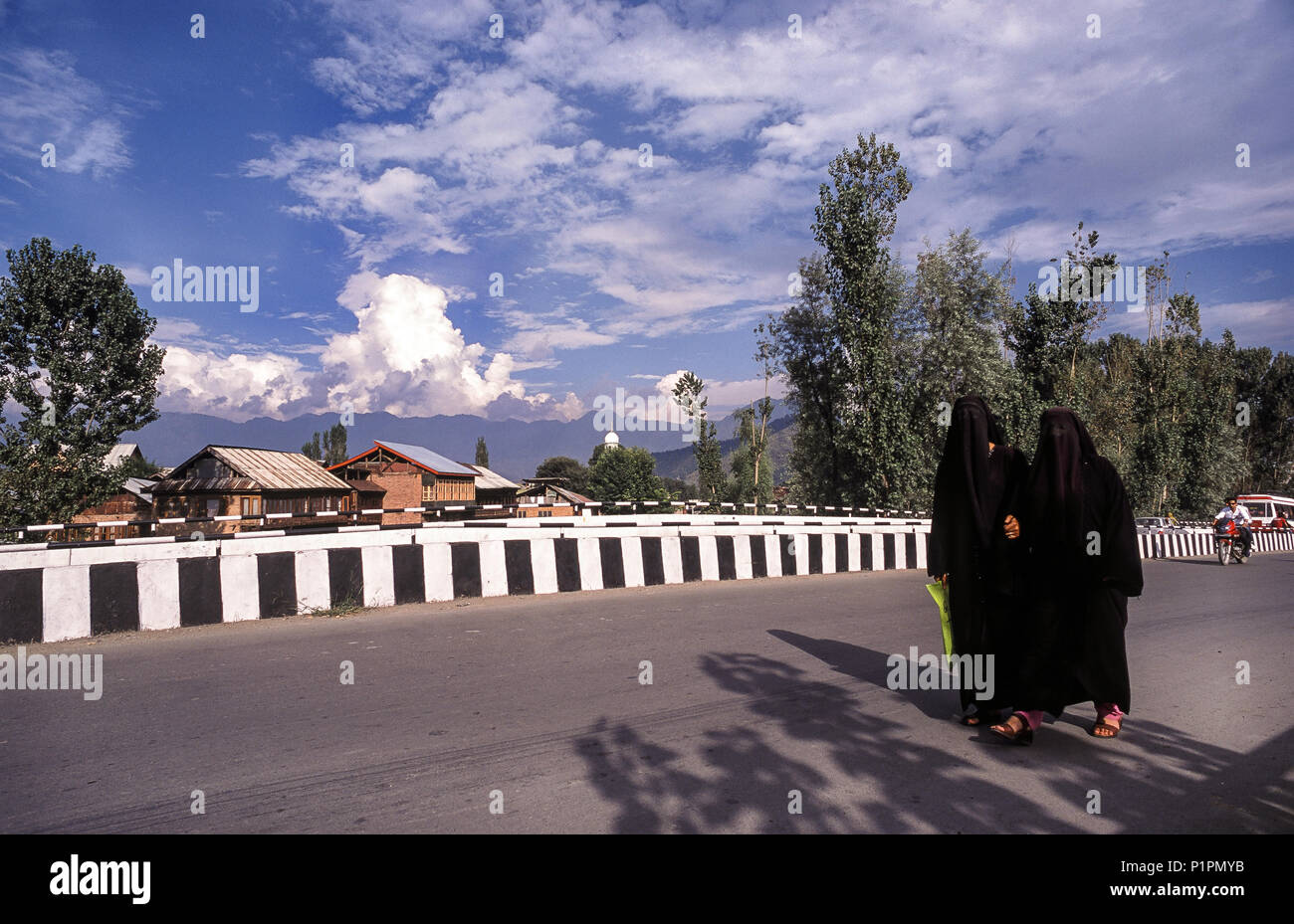 Muslim land hi-res stock photography and images - Alamy