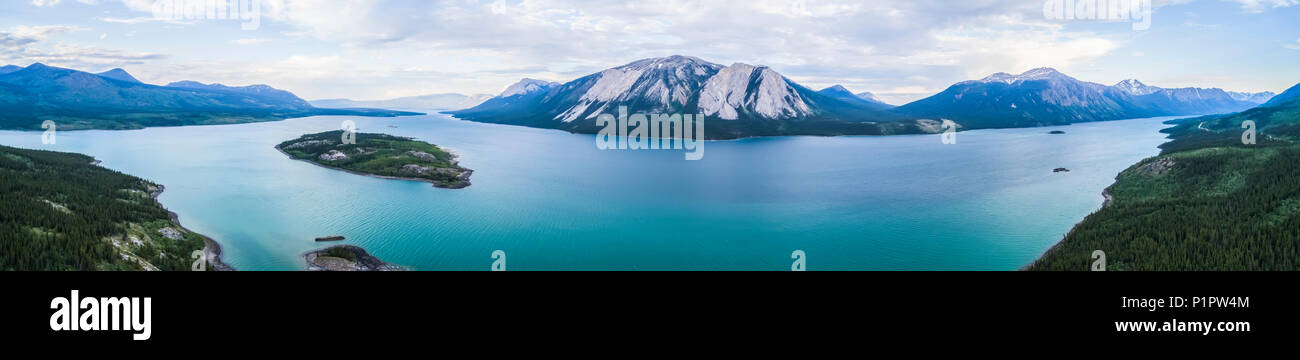 Bove the water hi-res stock photography and images - Alamy