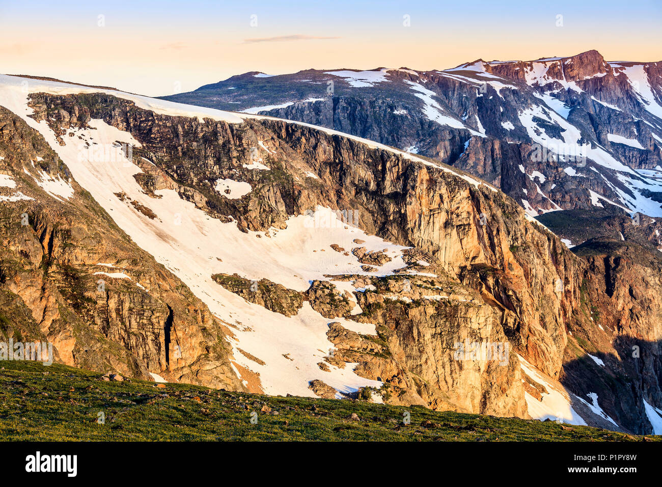 Beartooth mountain hi-res stock photography and images - Alamy