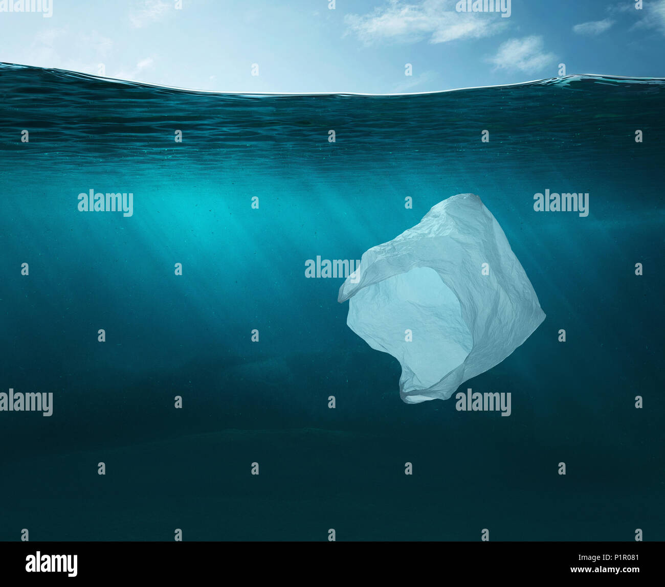 Plastic bag underwater ocean hi-res stock photography and images - Alamy