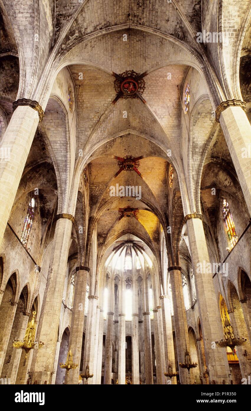 Santa María del Mar Church; interior (gothic architecture Stock Photo ...