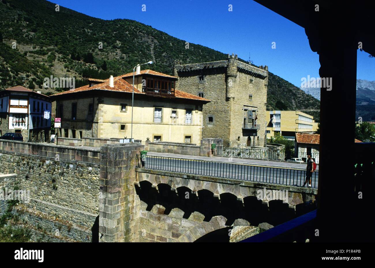 Potes, Torre del / Infantado Tower; "Picos de Europa" mountains Stock ...