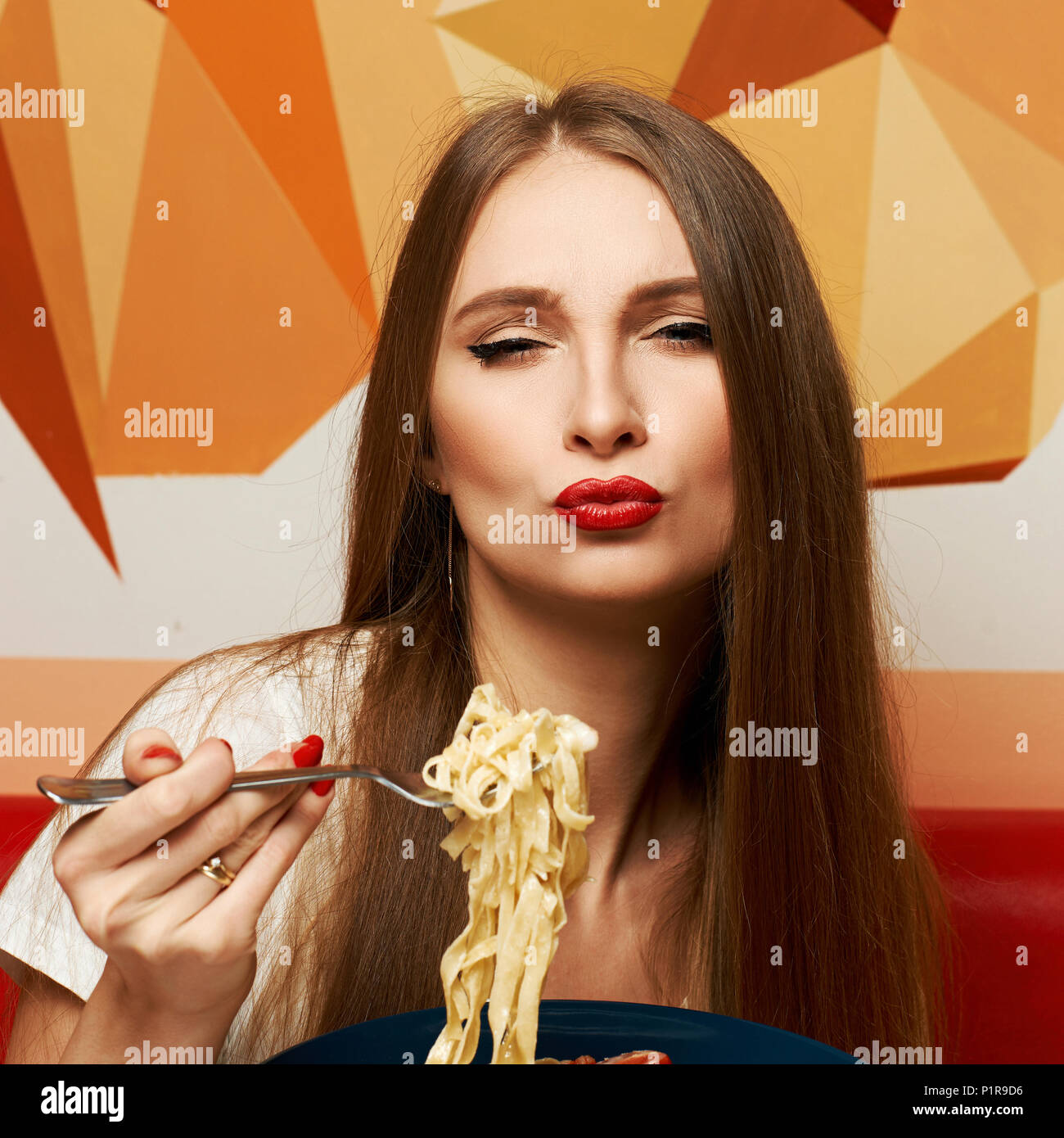 Seafood spaghetti long plate hi-res stock photography and images - Alamy