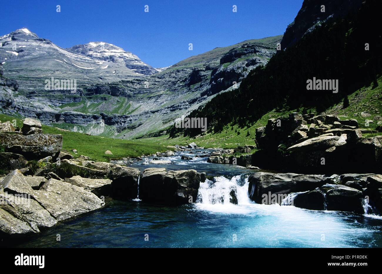Parque Nacional de / Ordesa y Monte Perdido National Park; Gradas ...