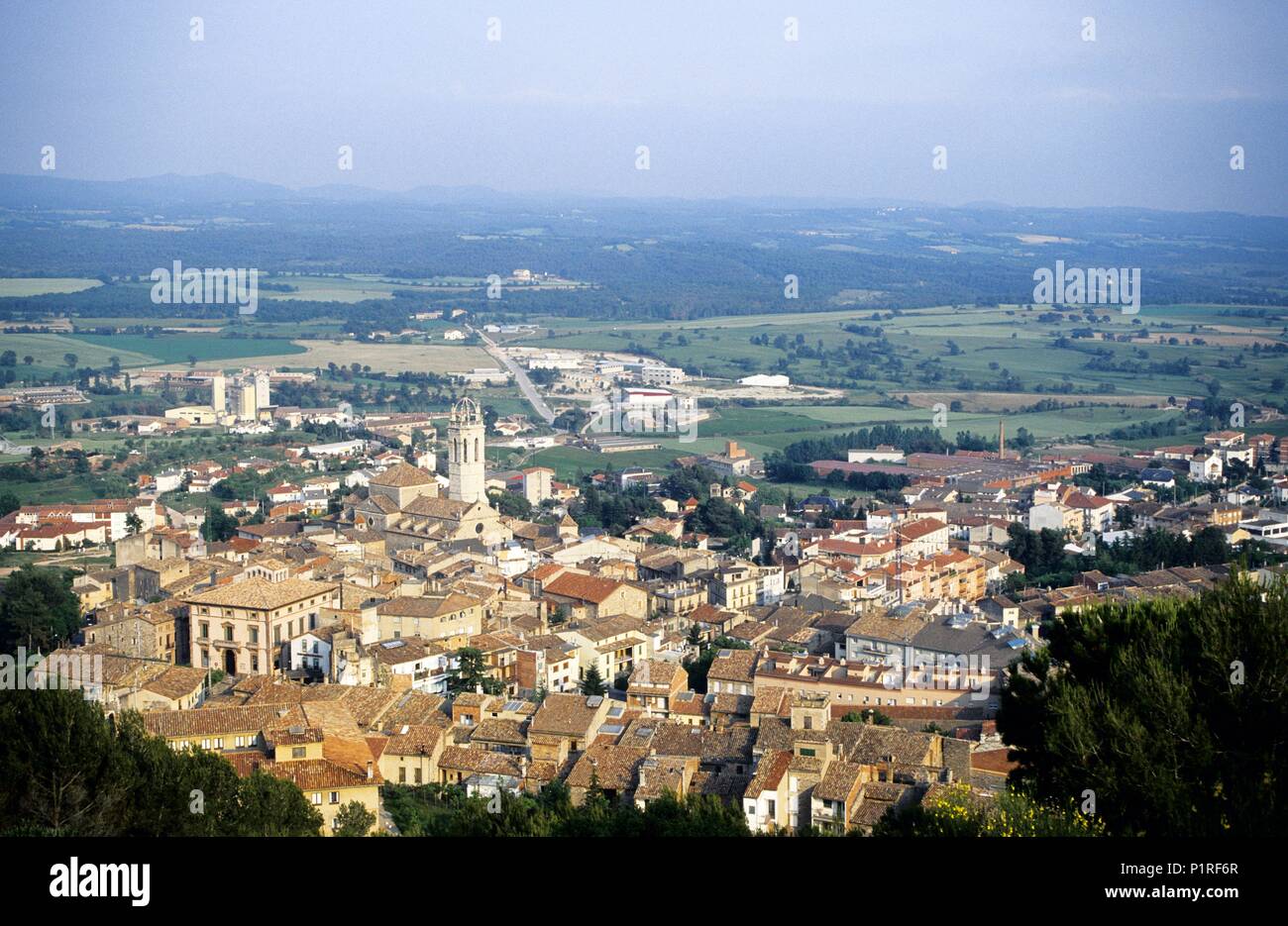 Moià, town and landscape view Stock Photo - Alamy