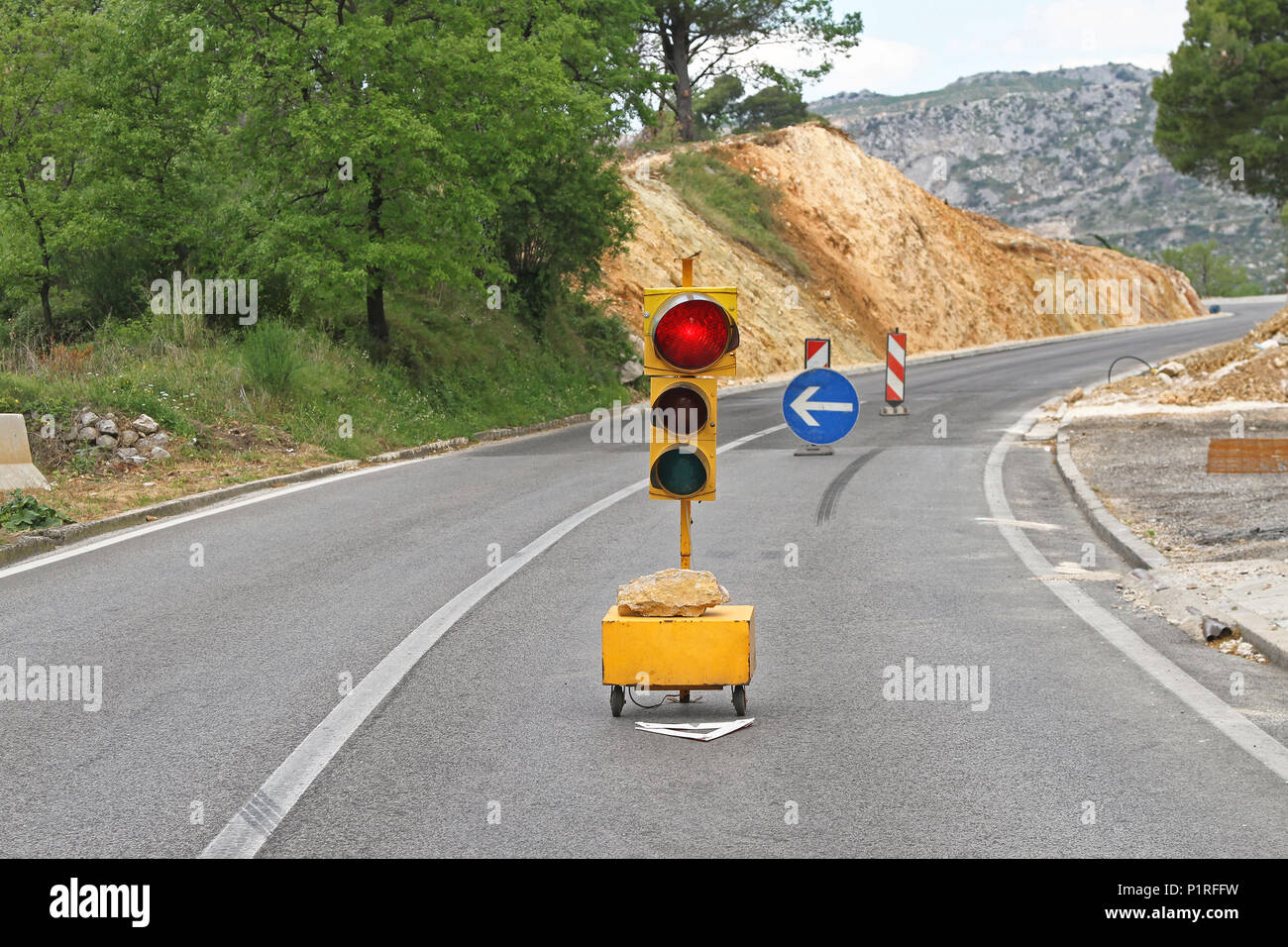 Temporary Traffic Lights for Road Works Diversion Stock Photo - Alamy