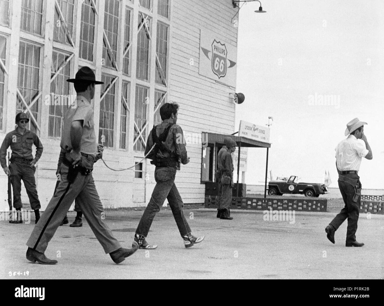 Original Film Title: BADLANDS. English Title: BADLANDS. Film Director ...