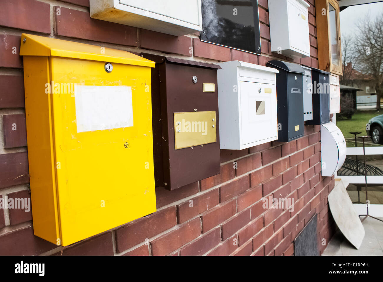 Empty mailboxes hi-res stock photography and images - Alamy