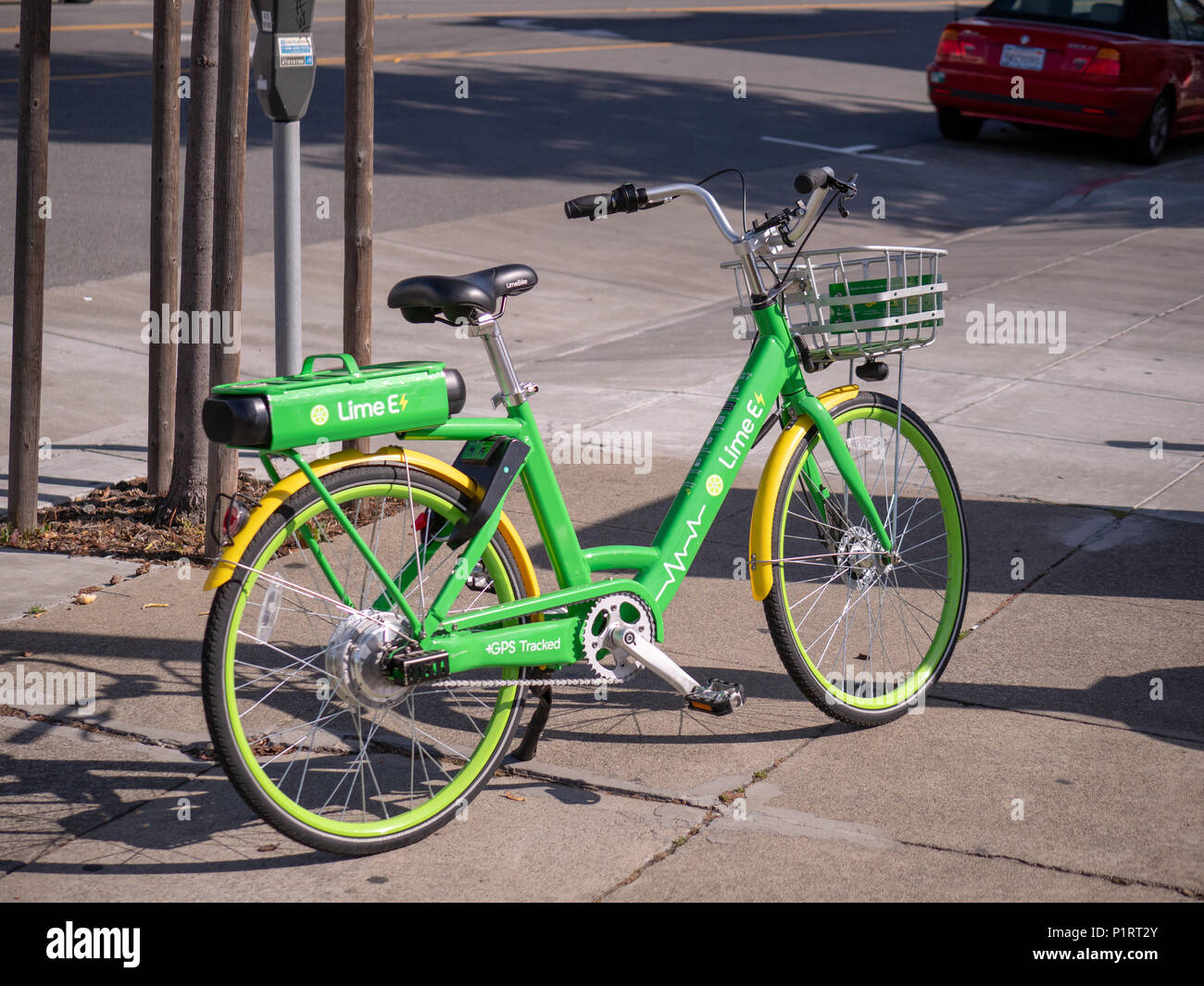 SAN FRANCISCO, CA – MAY 27, 2018: LimeBike, dock free electric ...