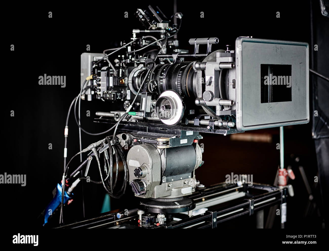 Camera slider hi-res stock photography and images - Alamy