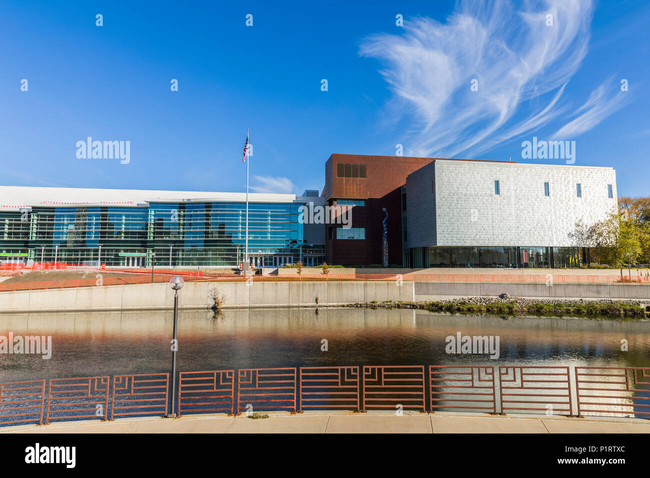 Purpose of art hi-res stock photography and images - Alamy