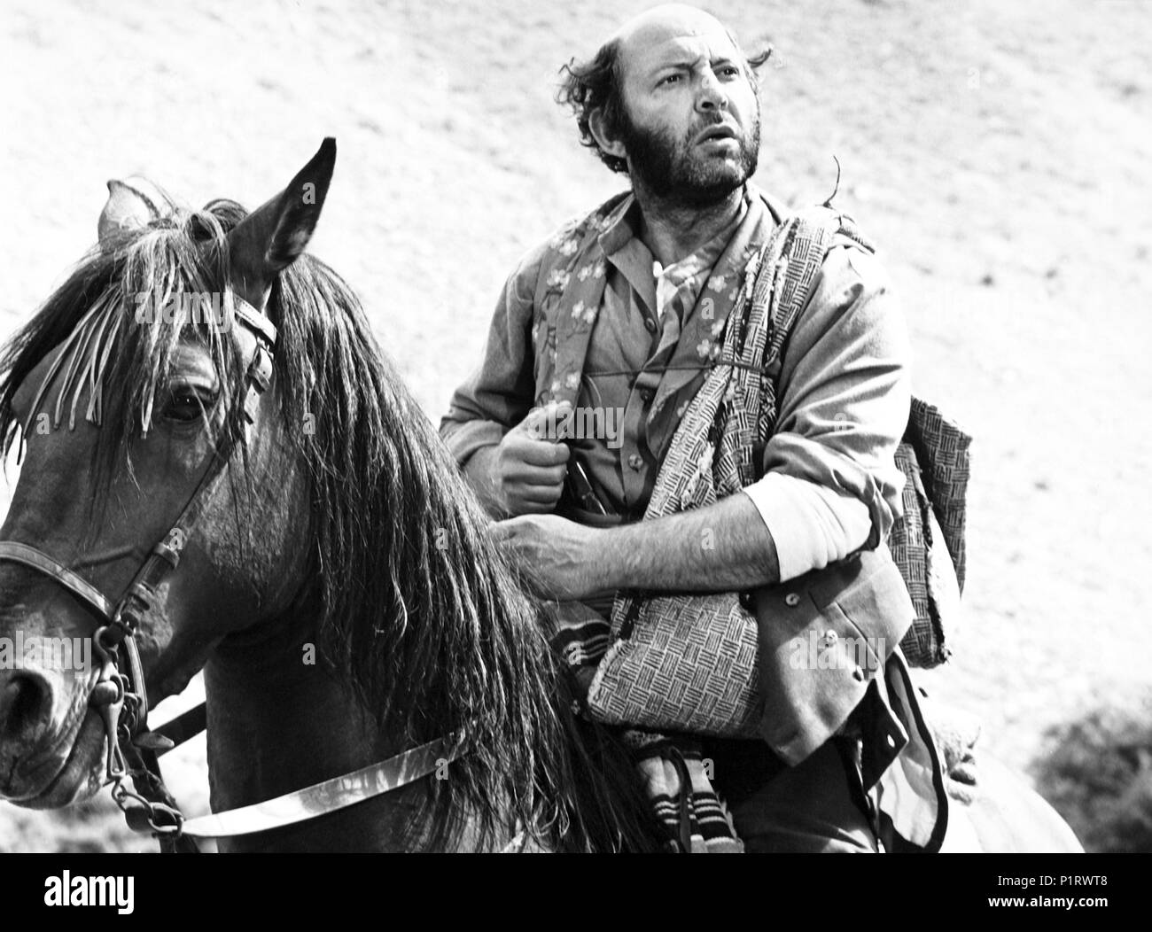 Original Film Title: AVISA A CURRO JIMENEZ. English Title: AVISA A ...