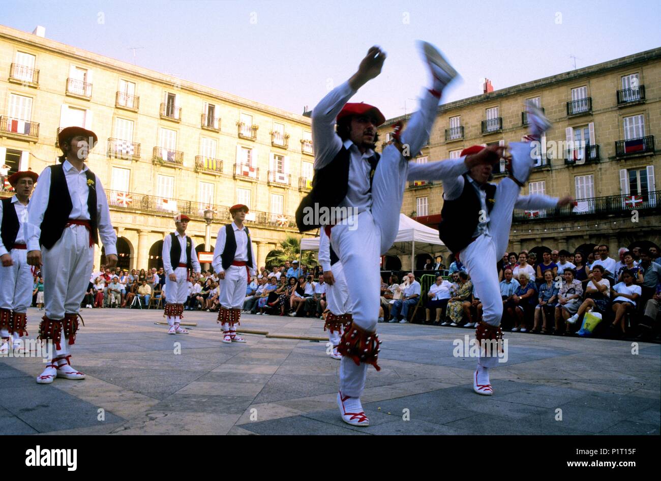 Bilbao, "Semana Grande" Festival at the Plaza Nueva; traditional basque dance Stock Photo - Alamy