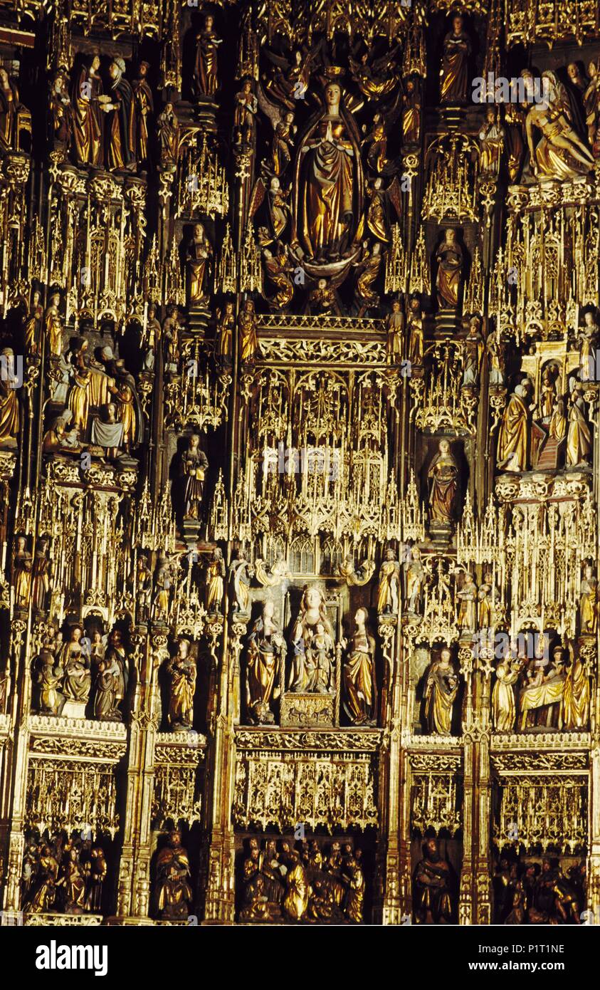 Lekeito, Santa María church; gothic high altar piece Stock Photo - Alamy