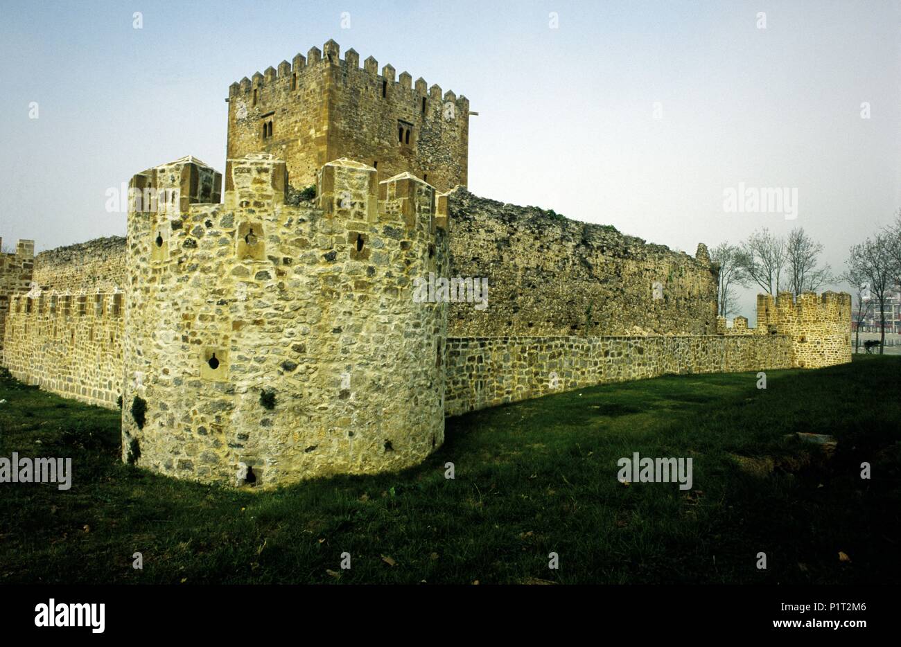 Muskiz castle hi-res stock photography and images - Alamy