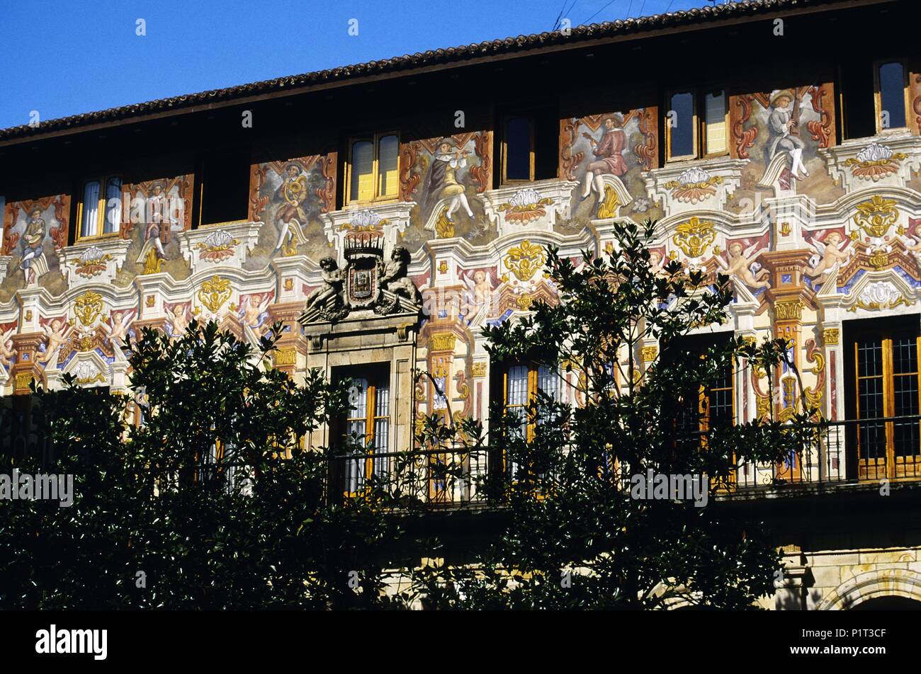 Durango, Ayuntamiento / town council hall façade with mural paintings ...