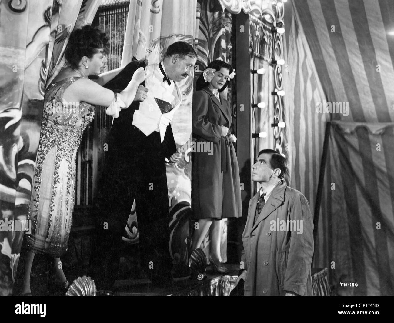 British pathe cinema Black and White Stock Photos & Images - Alamy