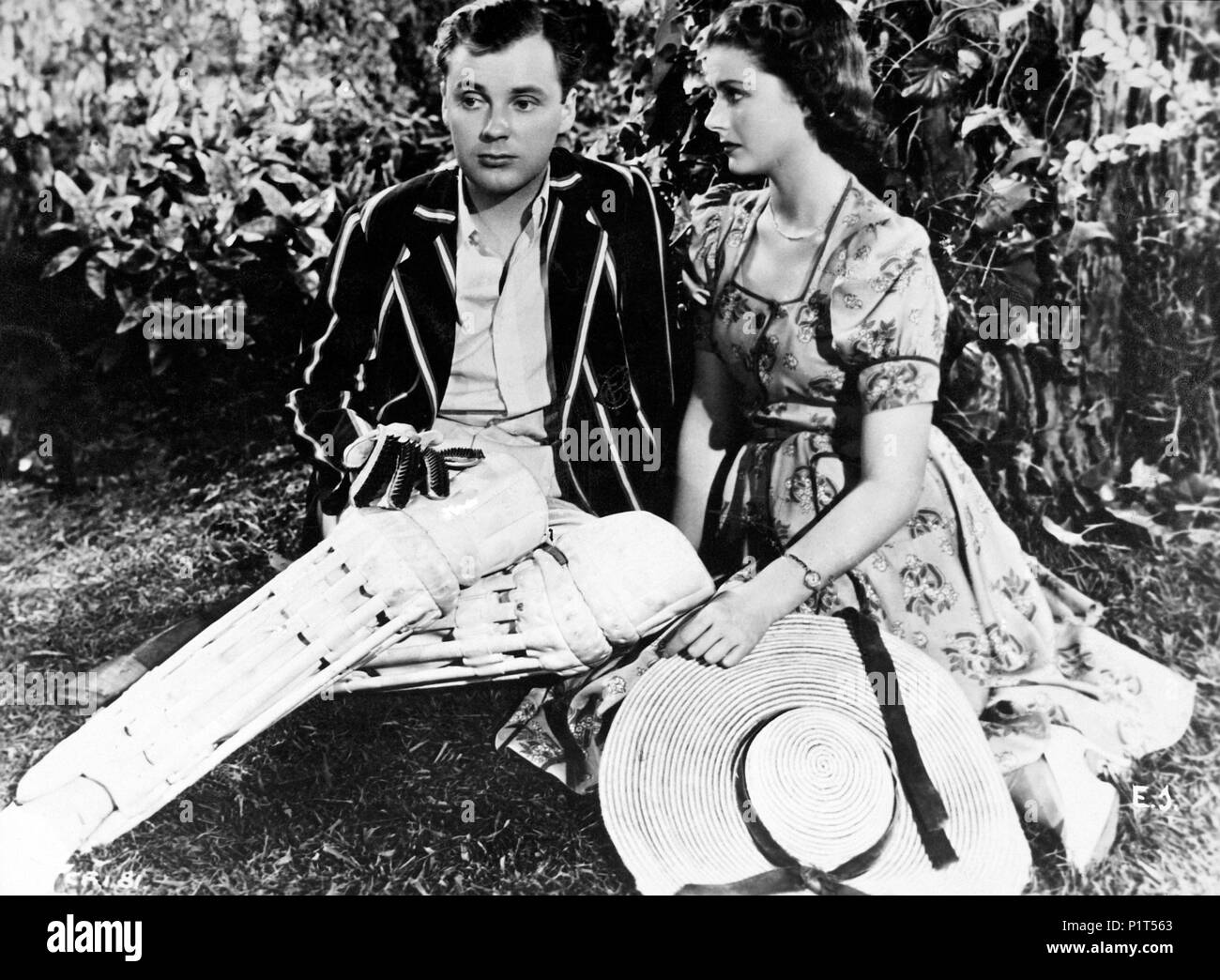 Derek farr hi-res stock photography and images - Alamy