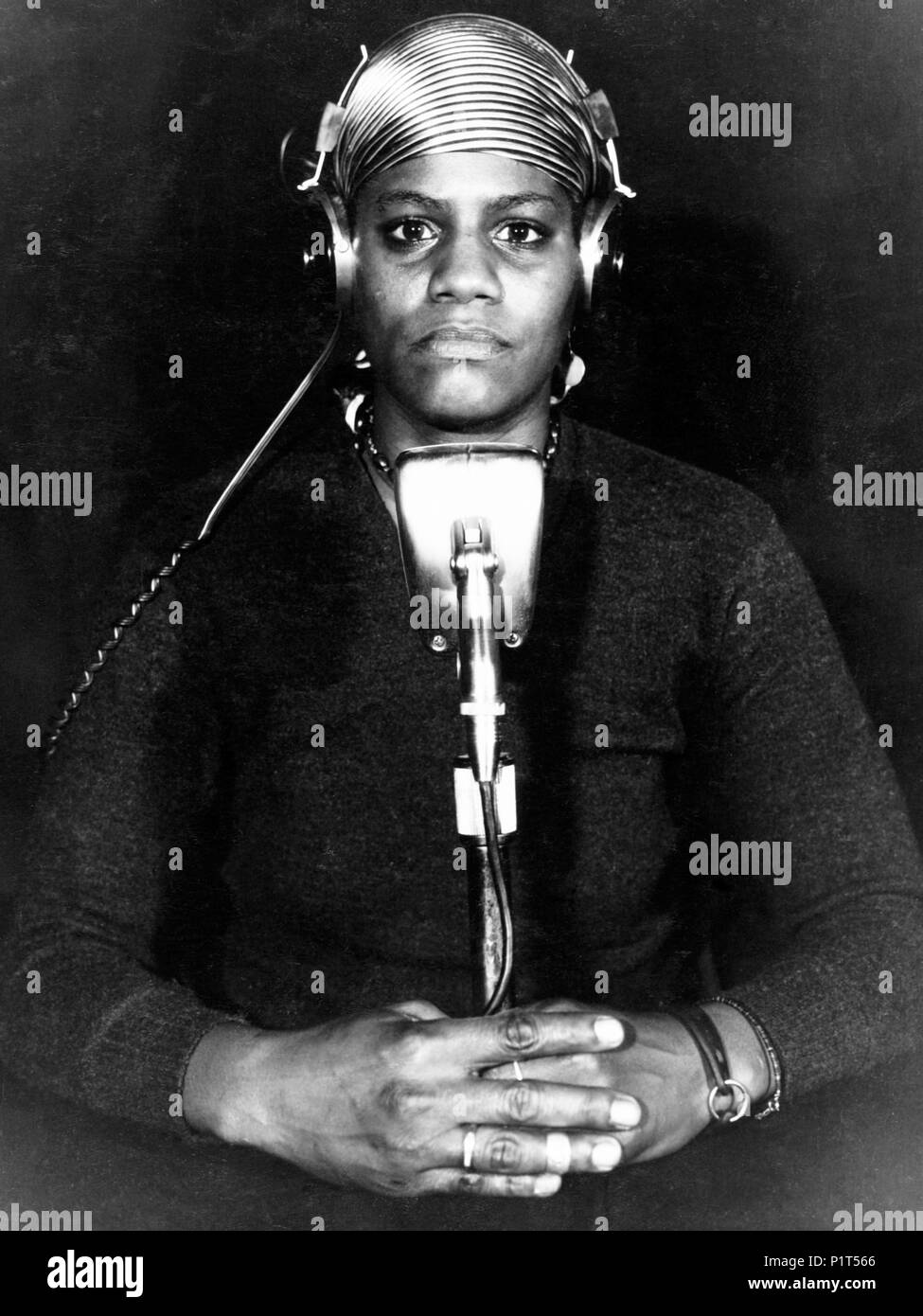 Lizzie borden born in flames hi-res stock photography and images - Alamy