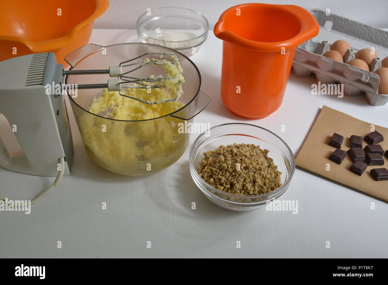 Preparing preparation hi-res stock photography and images - Alamy